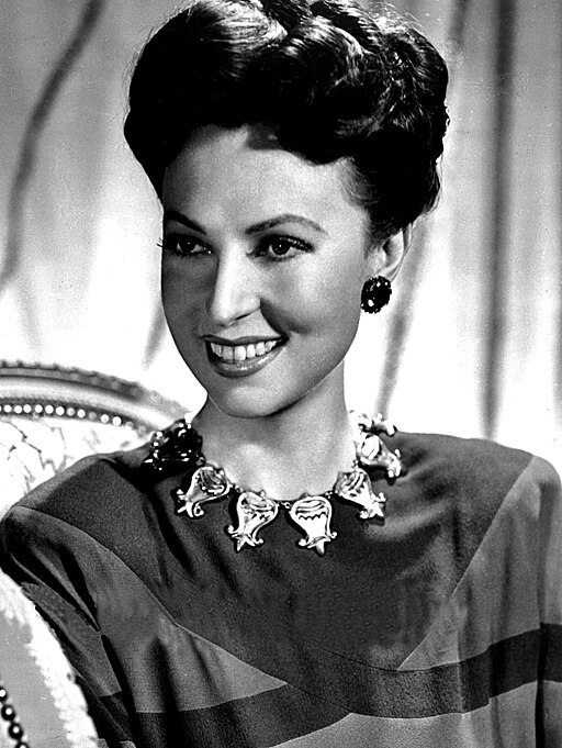 Agnes Moorehead - Biography and career overview