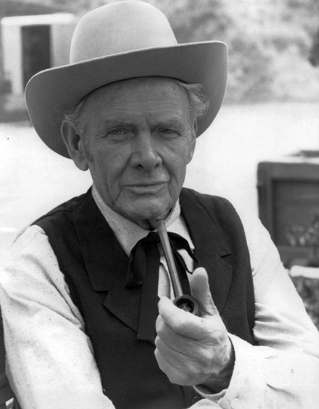 Charles Bickford - Actor - Biography and movie career - His movies