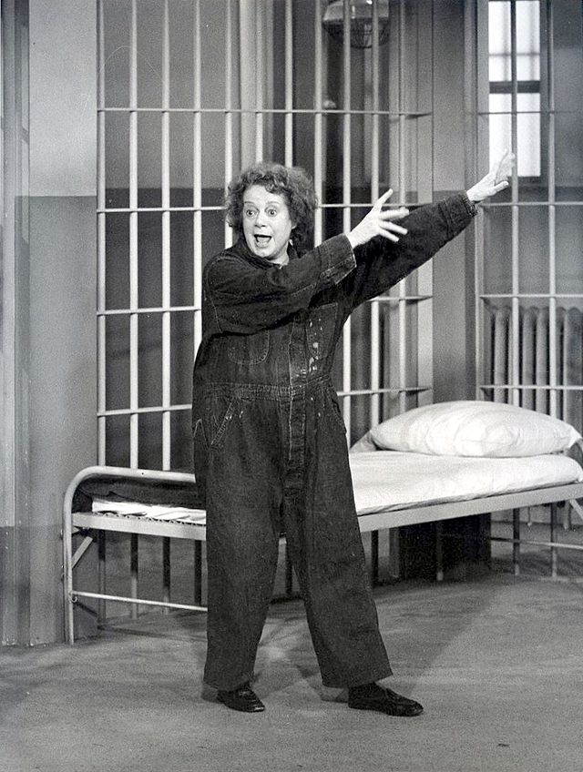 Elsa Lanchester - Biography and acting career - Her movies and quotes