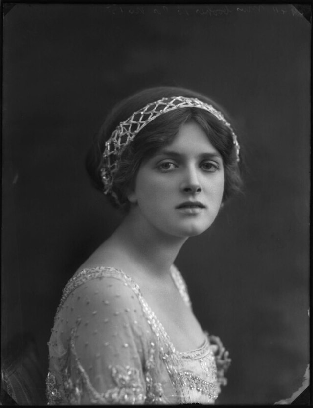 Gladys Cooper - Biography and acting career - Movies and quotes
