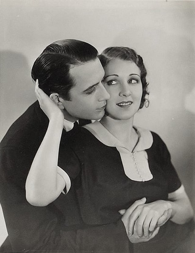 Donald Cook - Biography and movie career - Movies and images