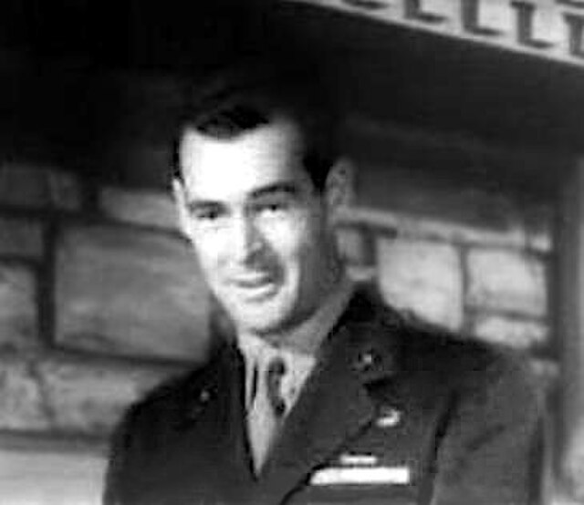 Biography of actor Robert Ryan. His movies and acting style. Quotes