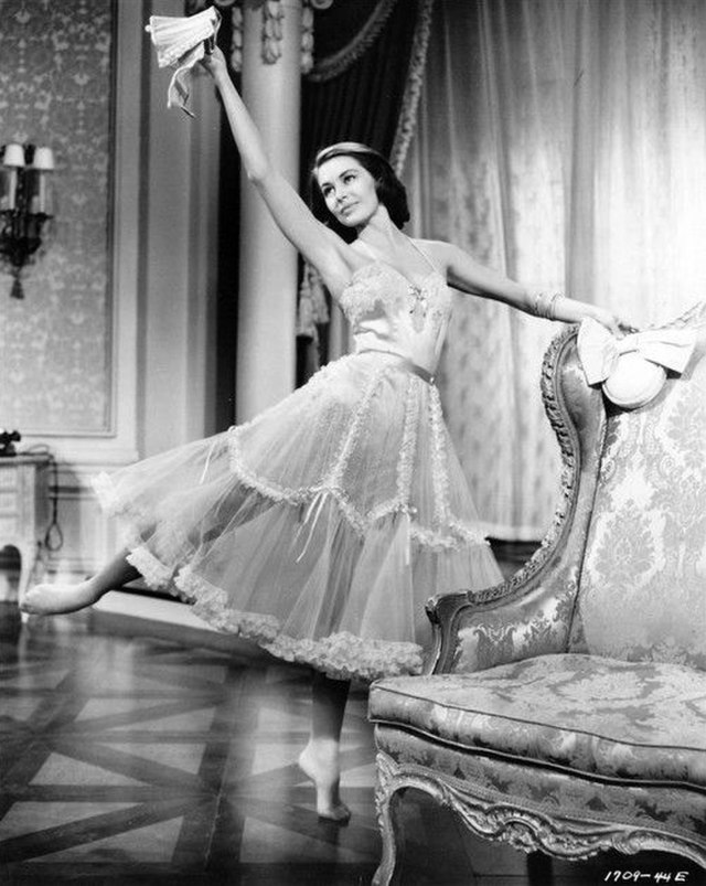 Cyd Charisse - Biography and film career - Her movies and quotes